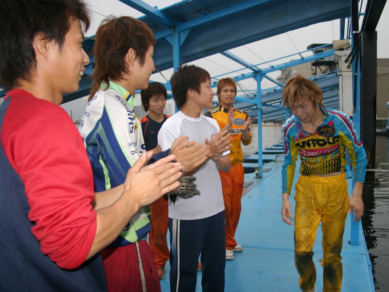ニュース(2004年9~10月分 3779原田幸哉選手コースレコード更新 ニュース(2004年9~10月分 3779原田幸哉選手コースレコード更新